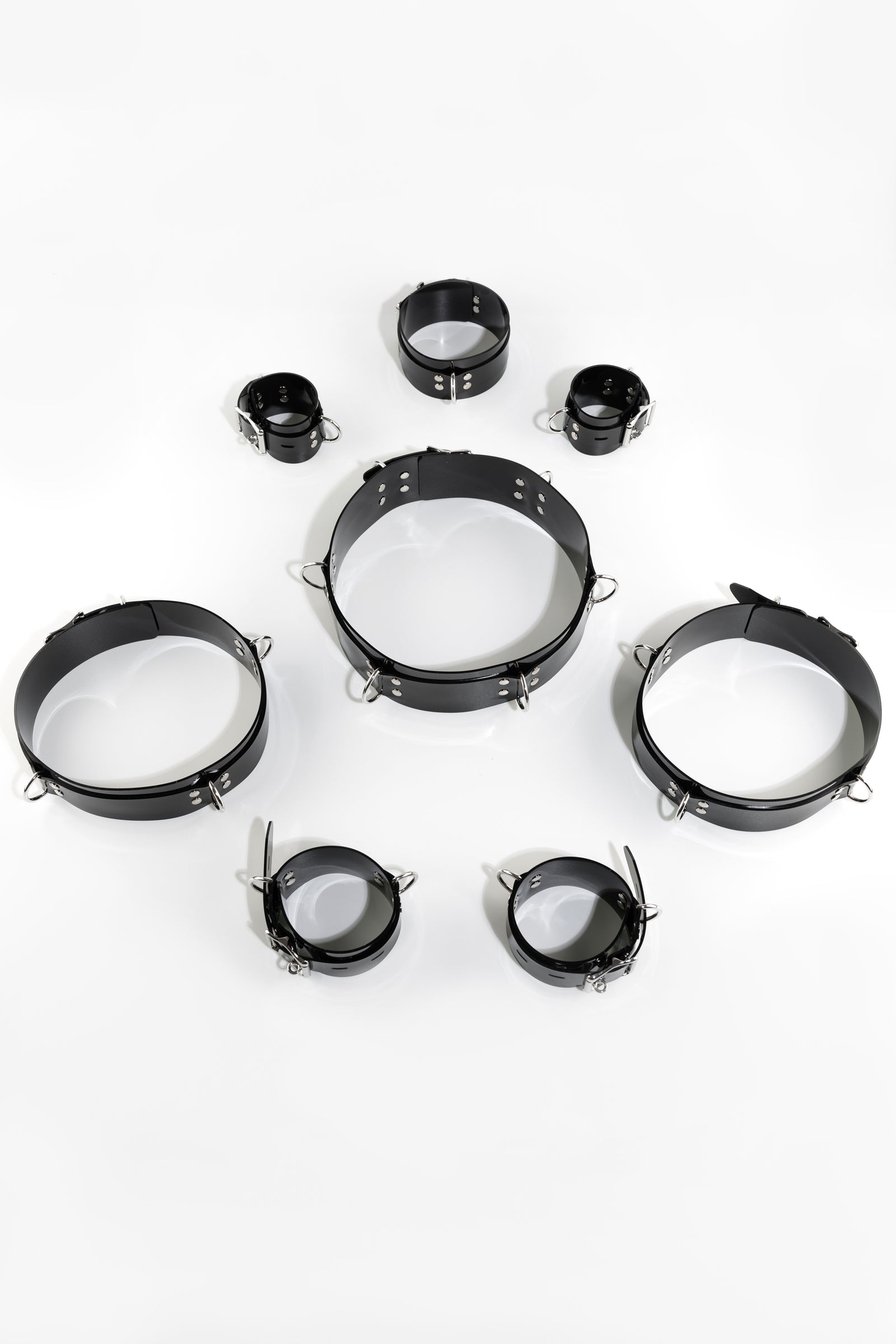 Full body lockable restraints set, black/chrome