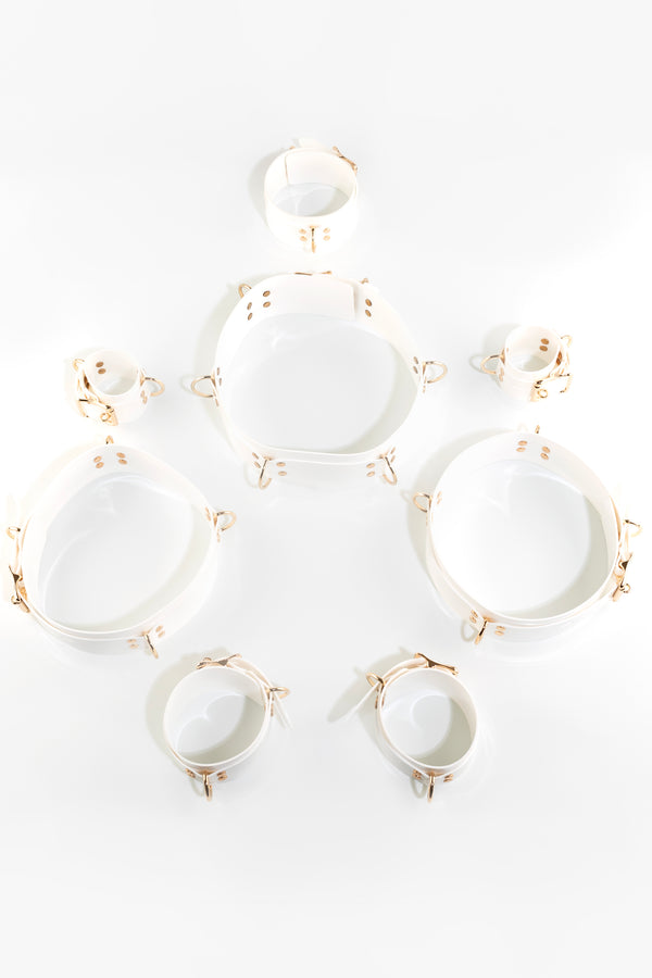 Full body lockable restraints set, white/gold