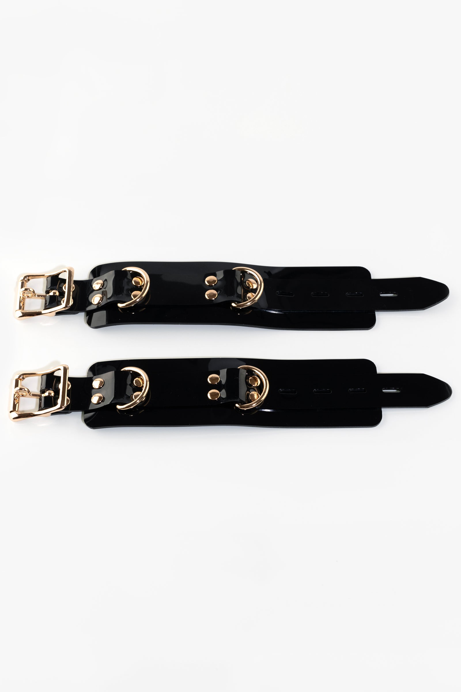 Lockable wrist cuffs, black/gold